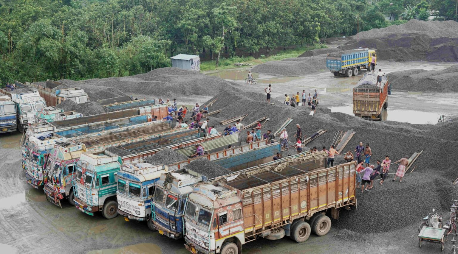 Streamlining trade at key border crossing - Global Alliance for Trade ...